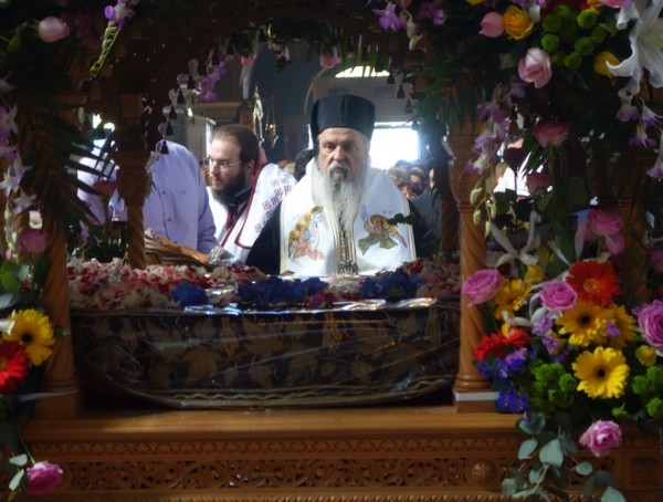 Η ΑΠΟΚΑΘΗΛΩΣΗ ΣΤΟΝ ΑΓΙΟ ΑΧΙΛΛΙΟ – Ι.Μ. Λαρίσης & Τυρνάβου