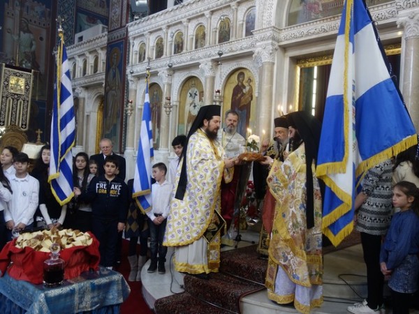 ΕΟΡΤΑΣΜΟΣ ΤΡΙΩΝ ΙΕΡΑΡΧΩΝ ΣΤΟΝ ΑΓΙΟ ΑΧΙΛΛΙΟ – Ι.Μ. Λαρίσης & Τυρνάβου