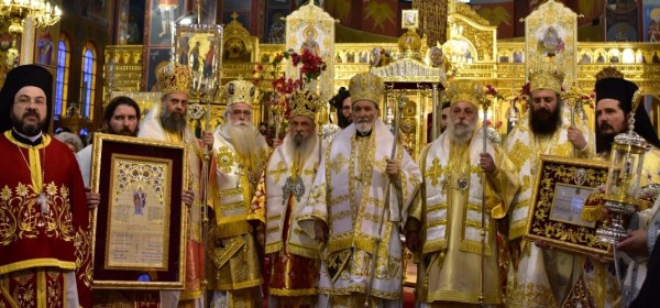 ΛΑΜΠΡΟ ΑΡΧΙΕΡΑΤΙΚΟ ΣΥΛΛΕΙΤΟΥΡΓΟ ΣΤΟΝ ΑΓΙΟ ΝΙΚΟΛΑΟ ΛΑΡΙΣΗΣ ΕΠΙ ΤΗ ...