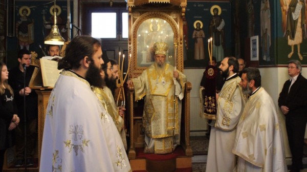 ΑΡΧΙΕΡΑΤΙΚΗ ΘΕΙΑ ΛΕΙΤΟΥΡΓΙΑ ΣΤΟΝ ΑΓΙΟ ΑΘΑΝΑΣΙΟ ΓΛΑΥΚΗΣ – Ι.Μ. Λαρίσης ...
