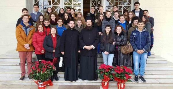 ΜΑΘΗΤΕΣ ΑΠΟ ΤΟ ΛΥΚΕΙΟ ΑΜΠΕΛΩΝΟΣ ΔΙΔΟΥΝ ΤΟ ΚΑΛΟ ΠΑΡΑΔΕΙΓΜΑ ΣΤΗΝ ΔΙΑΚΟΝΙΑ ...