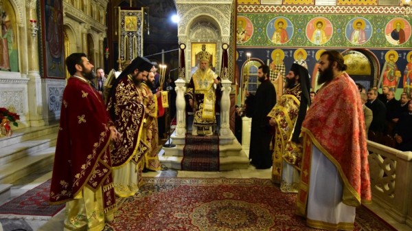 ΧΡΙΣΤΟΥΓΕΝΝΑ ΣΤΟΝ ΑΓΙΟ ΑΧΙΛΛΙΟ – Ι.Μ. Λαρίσης & Τυρνάβου