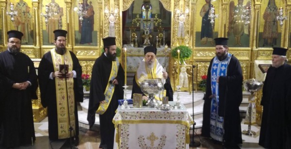ΞΕΚΙΝΗΣΑΝ ΤΑ ΕΣΠΕΡΙΝΑ ΚΗΡΥΓΜΑΤΑ ΤΗΣ ΙΕΡΑΣ ΜΗΤΡΟΠΟΛΕΩΣ – Ι.Μ. Λαρίσης ...