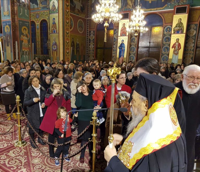 ΕΥΧΕΛΑΙΟ ΣΤΟΝ ΙΕΡΟ ΝΑΟ ΤΟΥ ΑΓΙΟΥ ΝΙΚΟΛΑΟΥ – Ι.Μ. Λαρίσης & Τυρνάβου
