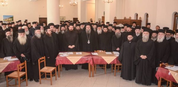 ΠΡΩΤΗ ΙΕΡΑΤΙΚΗ ΣΥΝΑΞΗ ΣΤΗΝ ΝΙΚΑΙΑ – Ι.Μ. Λαρίσης & Τυρνάβου