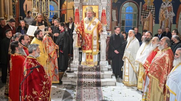 Ο Εσπερινός της Αγάπης στον Άγιο Αχίλλιο – Ι.Μ. Λαρίσης & Τυρνάβου